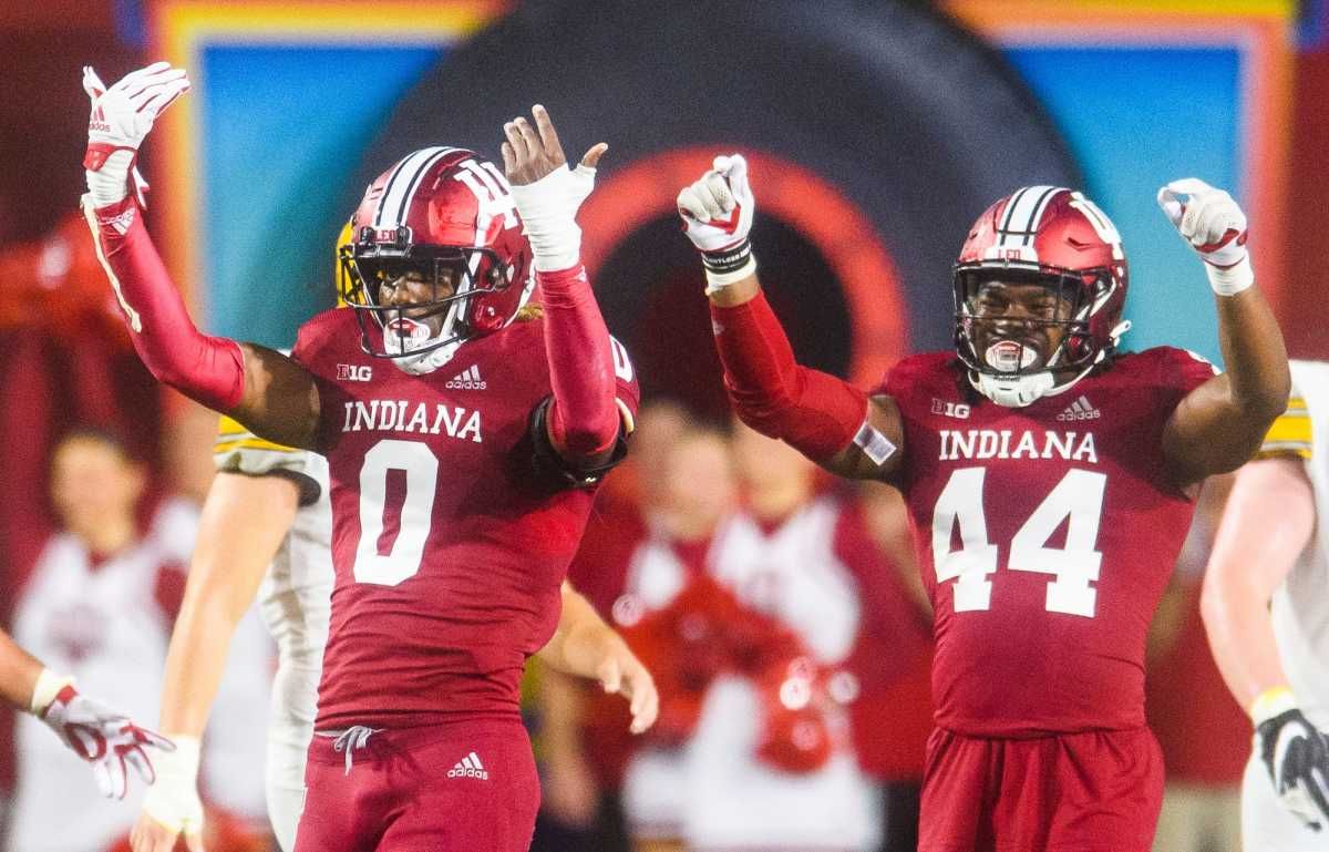 PHOTO GALLERY: Indiana Football Vs. Idaho Vandals - Sports Illustrated ...