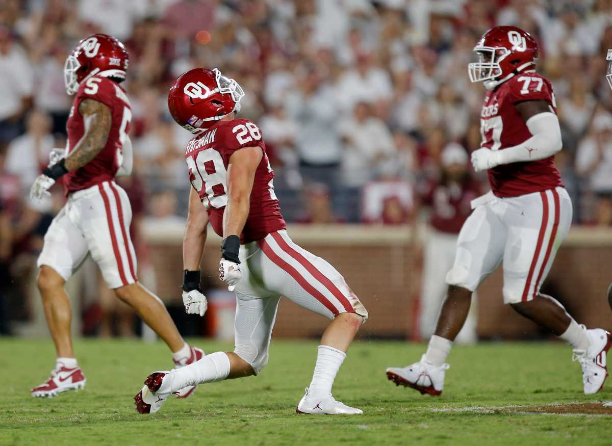 Oklahoma's Danny Stutsman Is Using Pressure To Be One of 'The Greats ...