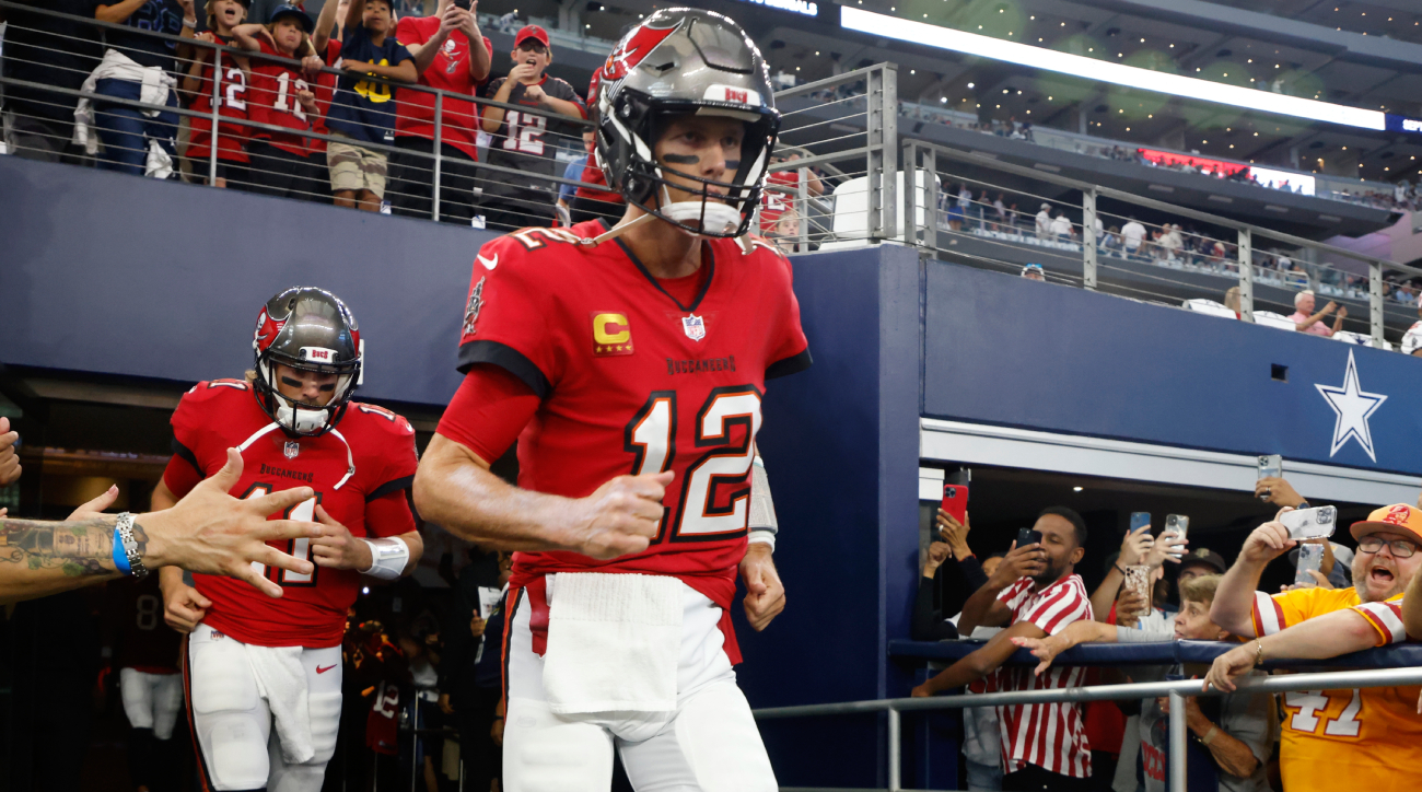 Michael Jordan Salutes Tom Brady With Epic Video Tribute (Watch ...