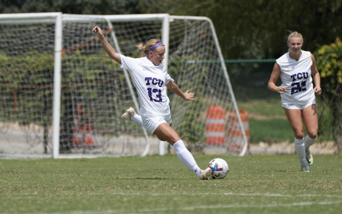 TCU Women’s Soccer: Isgrig, Bright lead the Frogs to 3-0 victory ...