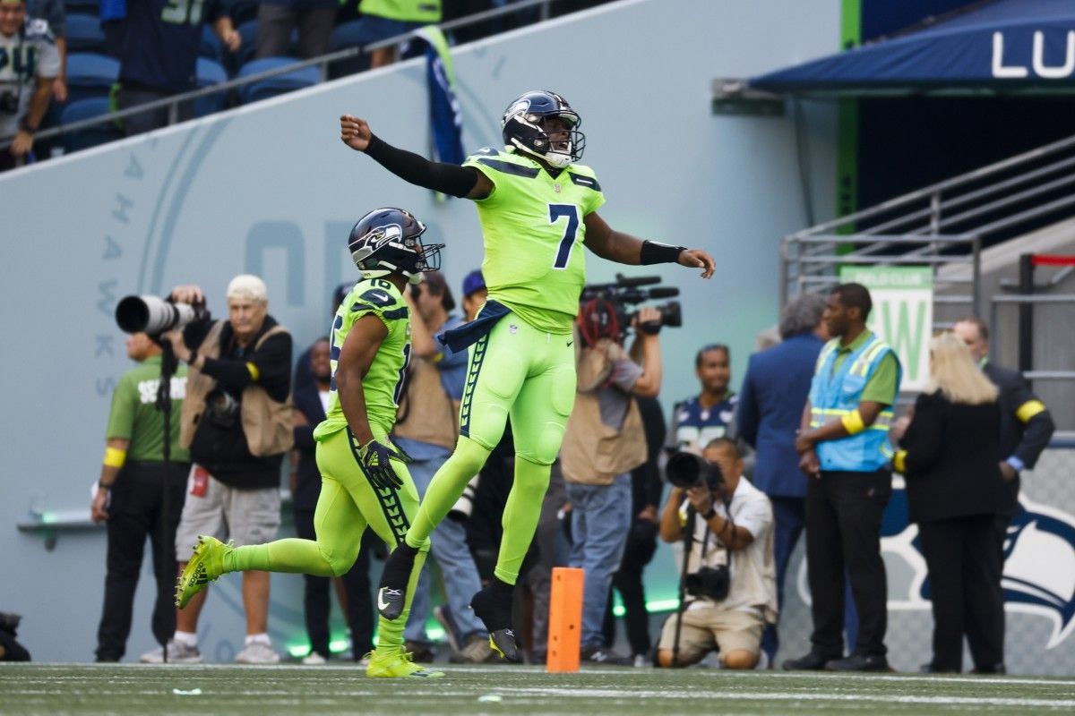 Geno Smith Leads Seahawks to Win Over Russell Wilson, Broncos - Sports ...