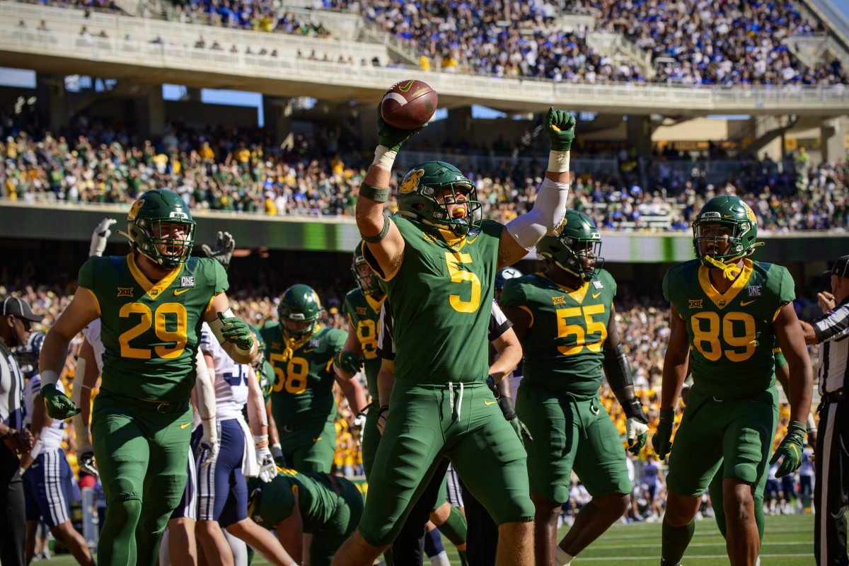 Bears Commit to "Step Up" In Wake of Dillon Doyle Suspension - Inside ...