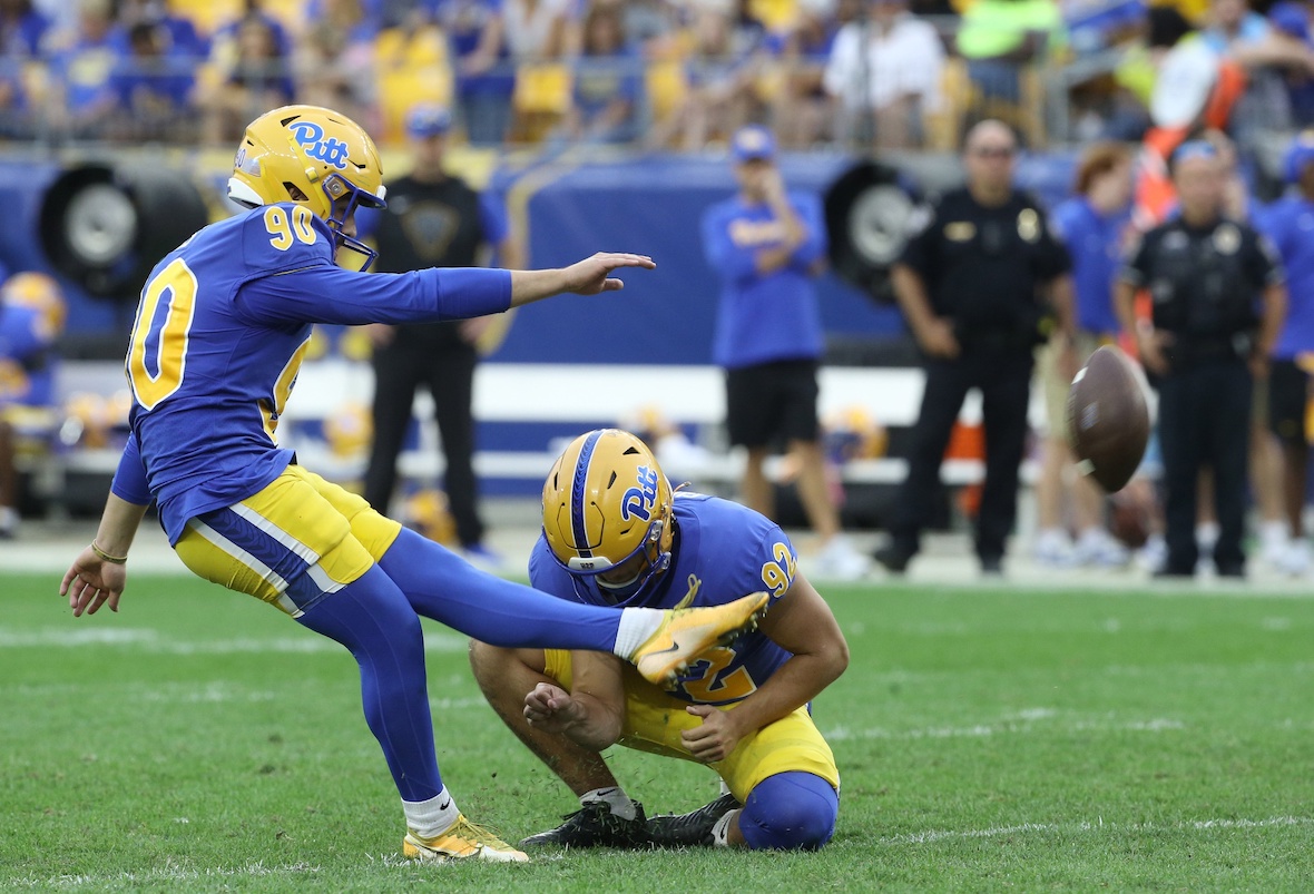 Pitt Panthers Coaches Stand by Kicker After Rough Outing - Sports ...