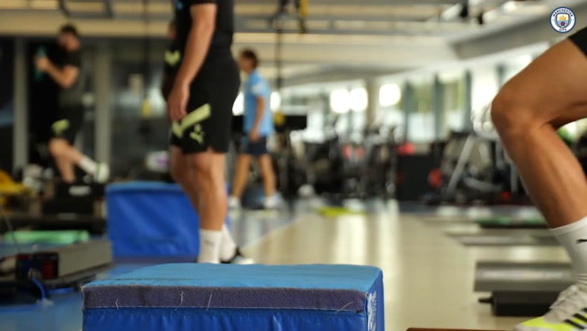 City stars in the gym ahead of Wolves test - Soccer - OneFootball on ...