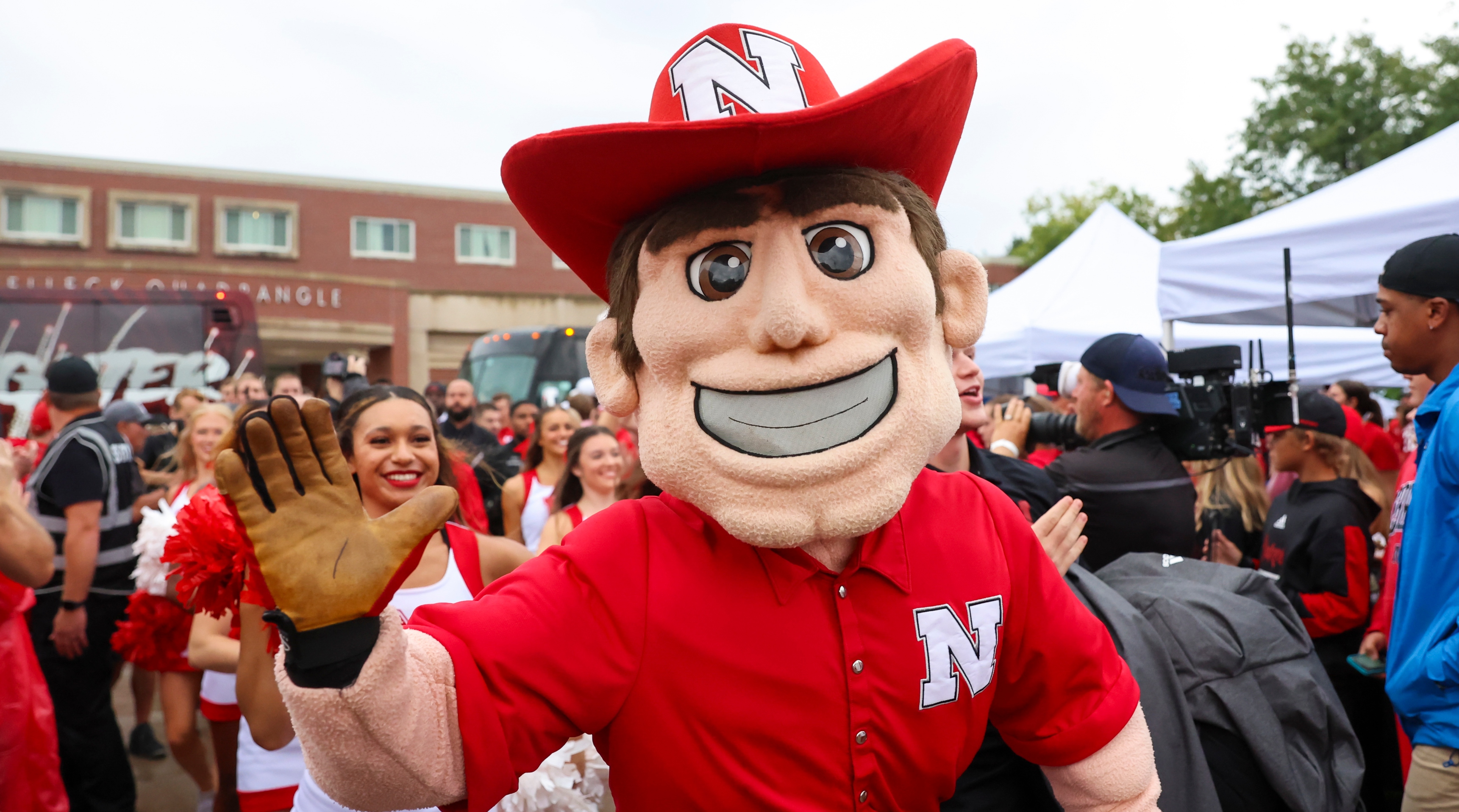 Urban Meyer: Social Media Reacts to Nebraska Fans’ Chant in Lincoln ...