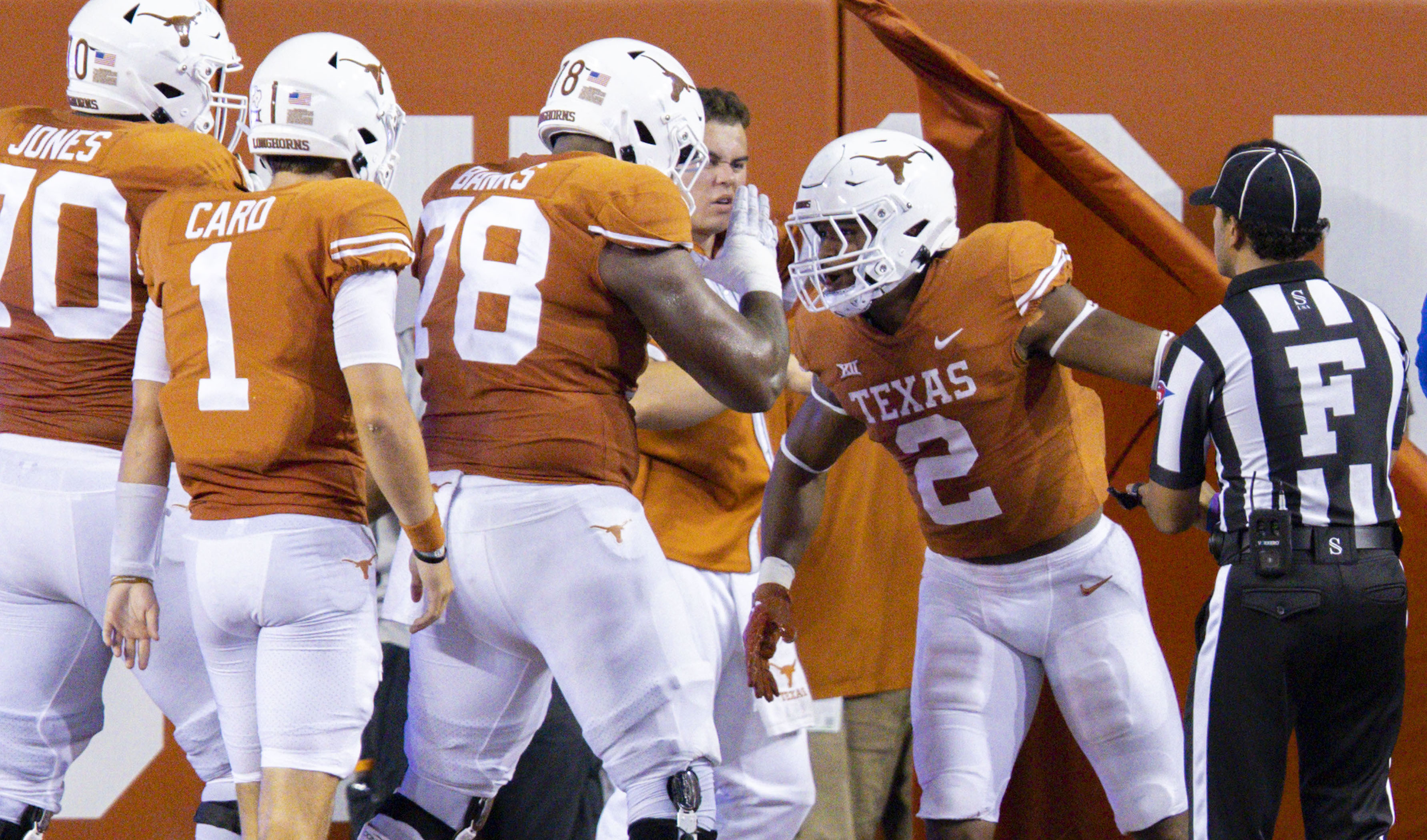 Longhorns vs. UTSA Roadrunners Notebook: Texas Longhorns Fails to ...