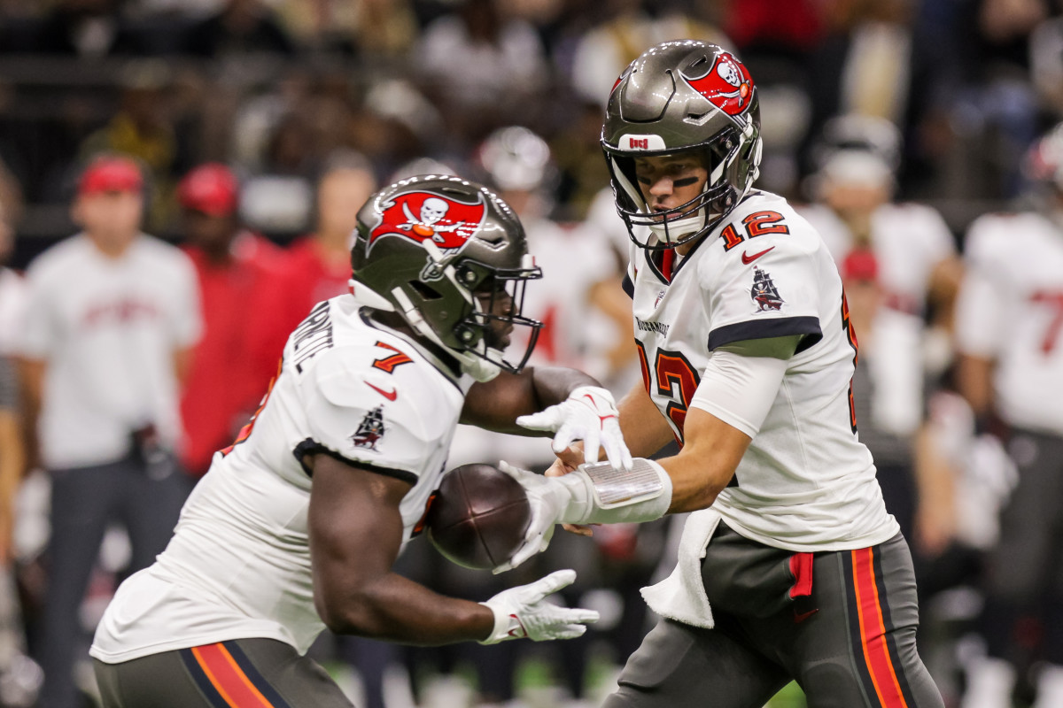 RECAP: Buccaneers come up big in the fourth, snap losing streak to Saints - Tampa Bay Buccaneers ...