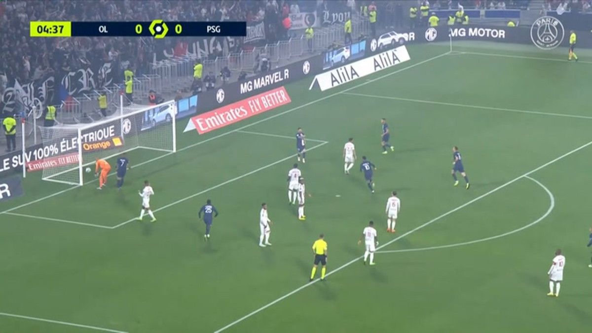 Match Highlights: Lyon 0-1 PSG - Soccer - OneFootball on Sports Illustrated