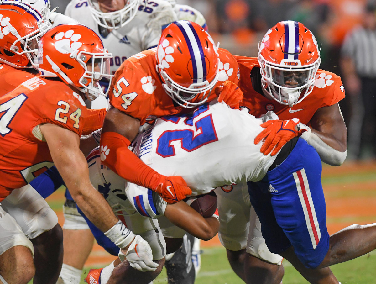 Not Great, Not Bad, but Clemson Tigers' Defense was Better - Sports ...