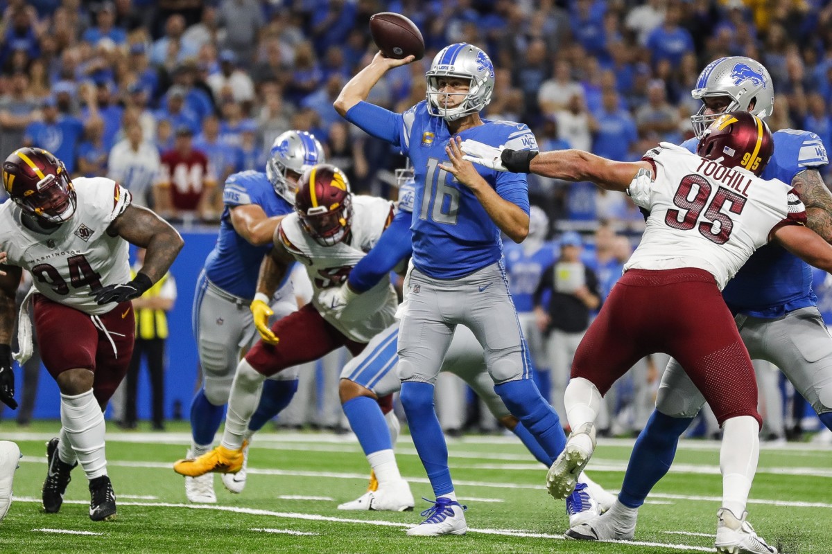 Cal in NFL: Aaron Rodgers, Jared Goff Outstanding in Week 2 Wins ...