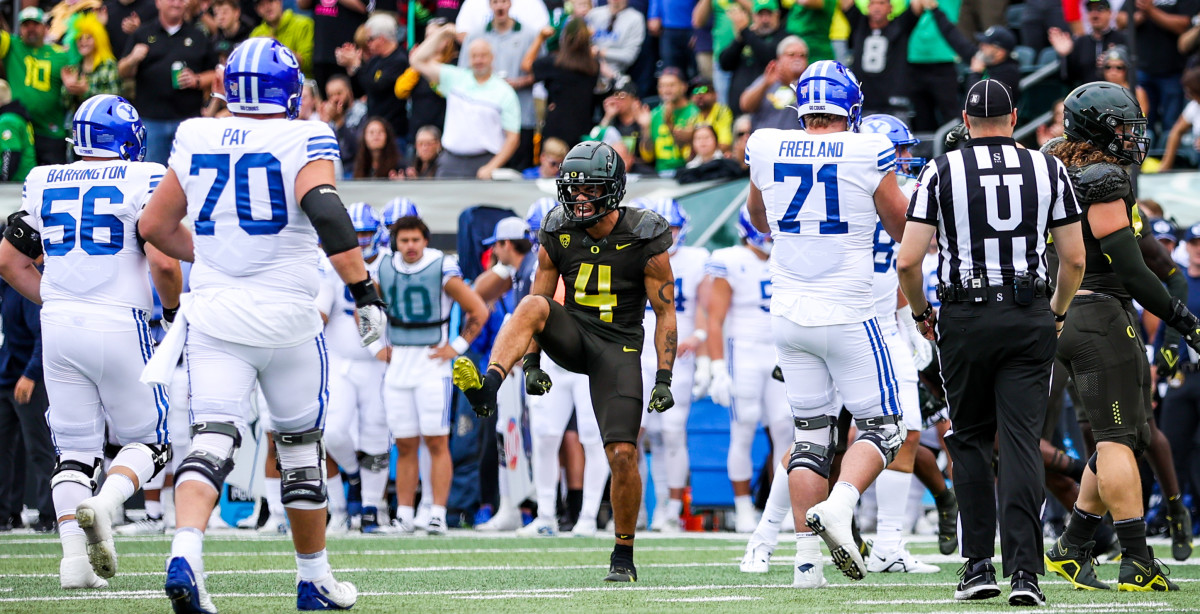 Grading Oregon Football's Win Over the BYU Cougars - Sports Illustrated ...