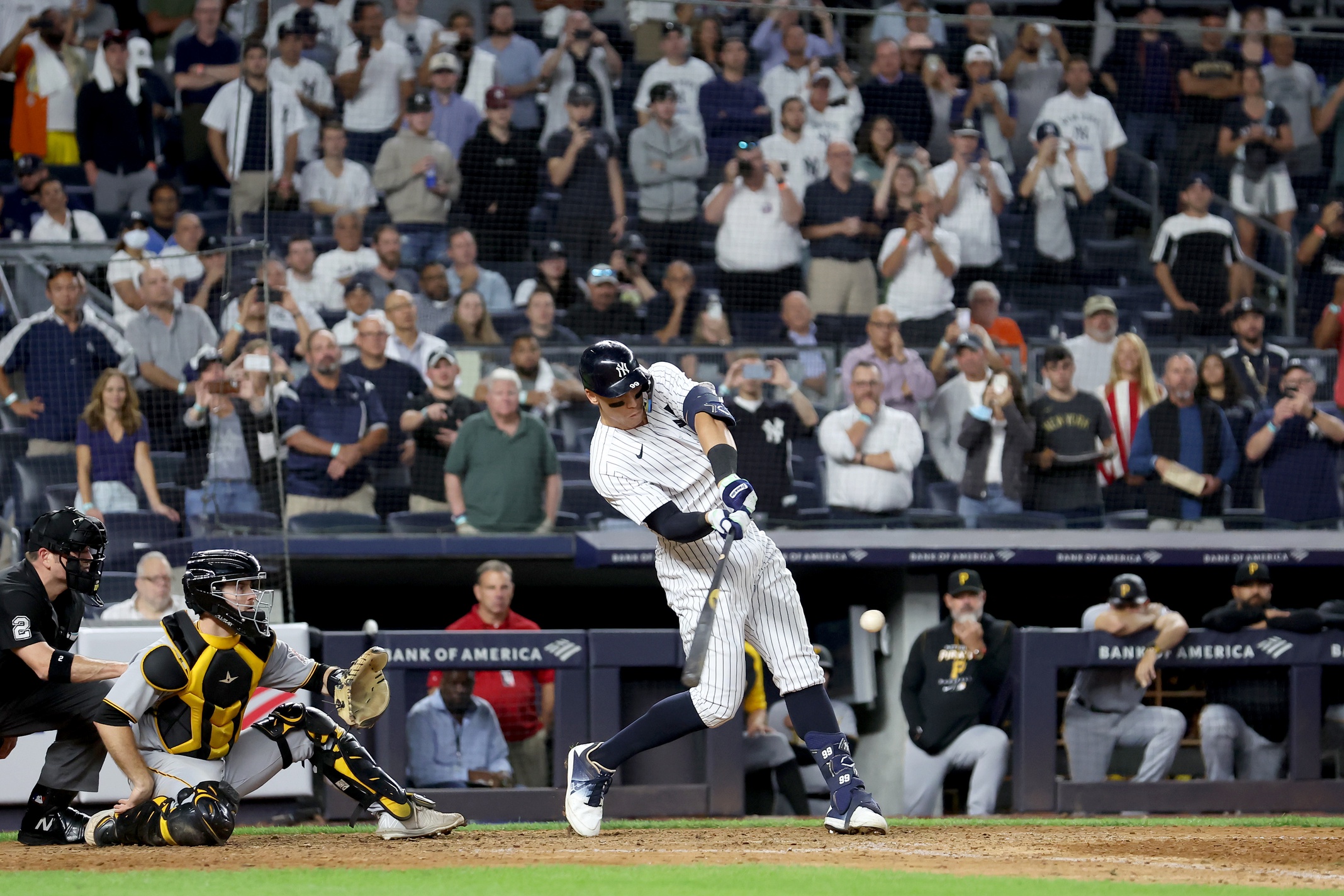 Where New York Yankees OF Aaron Judge Stands in Triple Crown Race After 60th Home Run - Sports ...