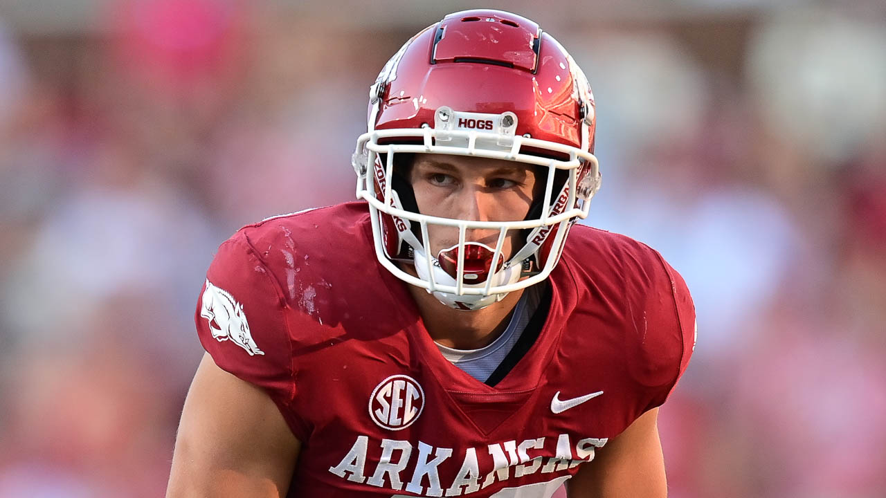Is sky falling for Razorbacks with number of players bailing out of ...
