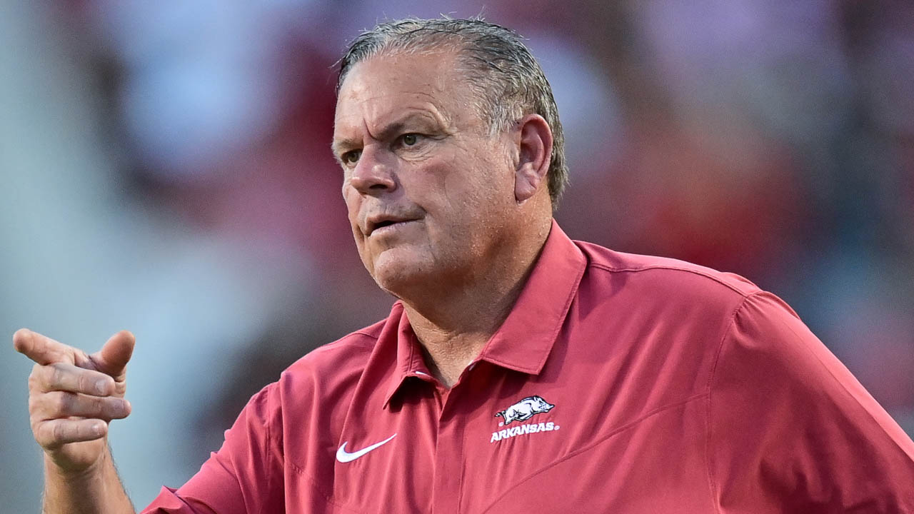 Sam Pittman Previews Texas A&M - Sports Illustrated All Hogs News ...