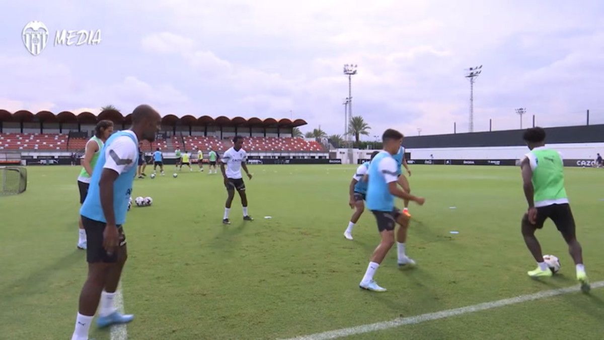 Gattuso is back on Valencia's training ground - Soccer - OneFootball on ...