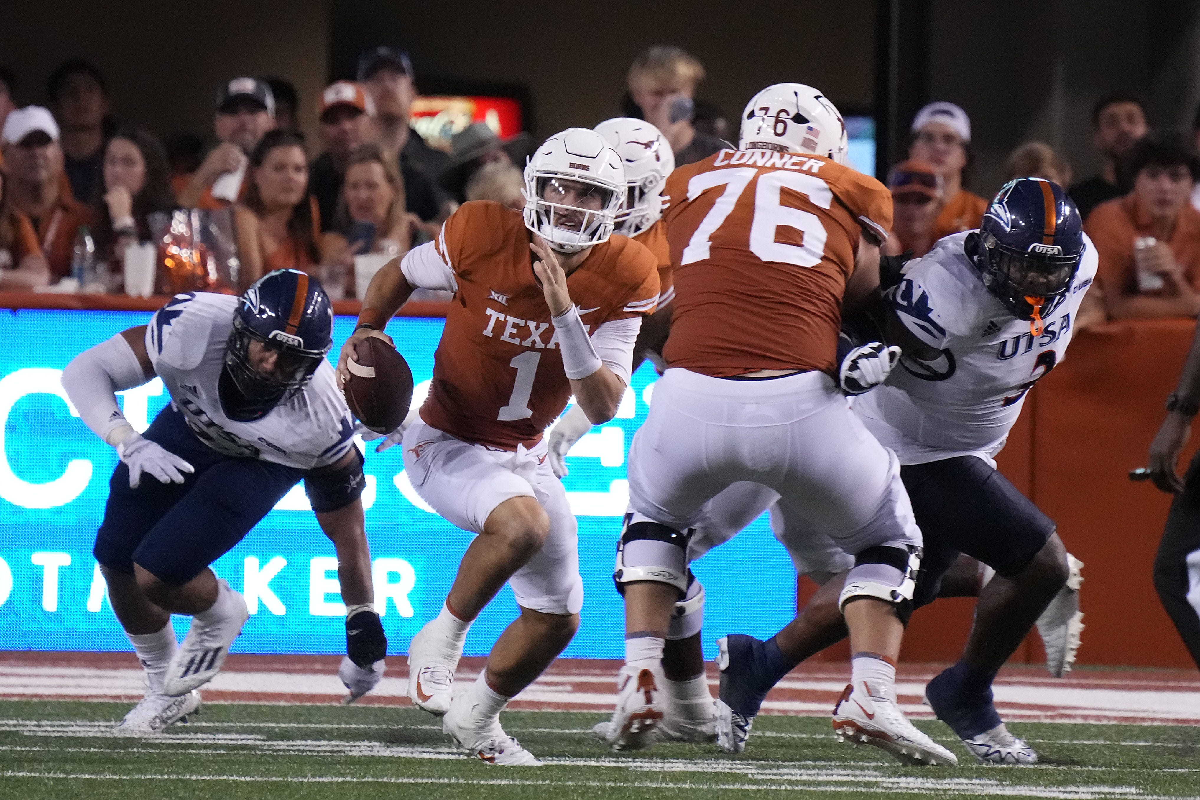 Texas Longhorns vs. Texas Tech Red Raiders: Live Updates - Sports ...
