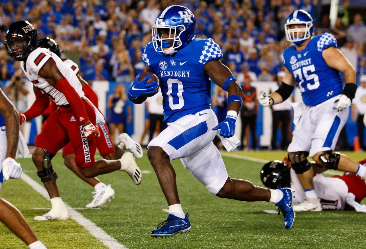 Game Notes: No. 8 Kentucky 31, Northern Illinois 23 - Sports ...