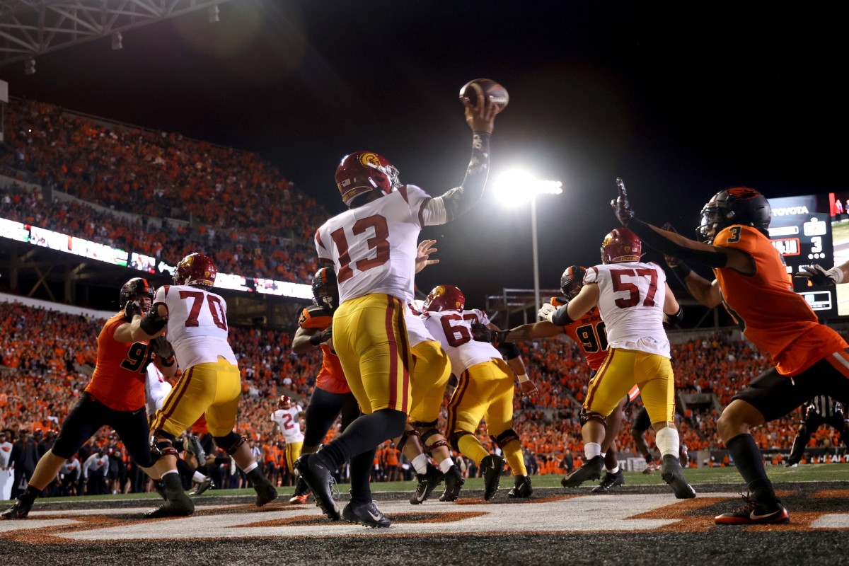 Look: Travis Dye, defense lead USC to 17-14 road win over Oregon State ...