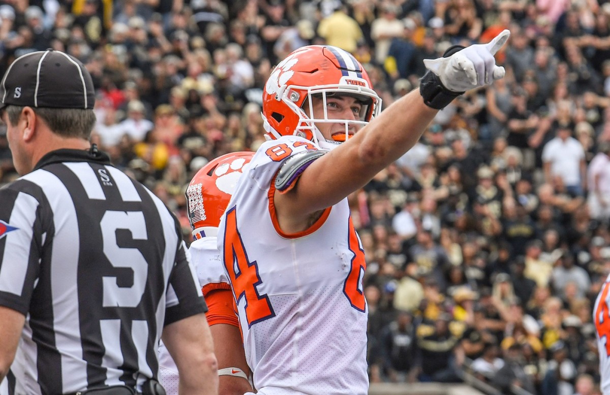 'Dependable' Davis Allen Shines in Clemson Tigers Passing Game at Wake ...