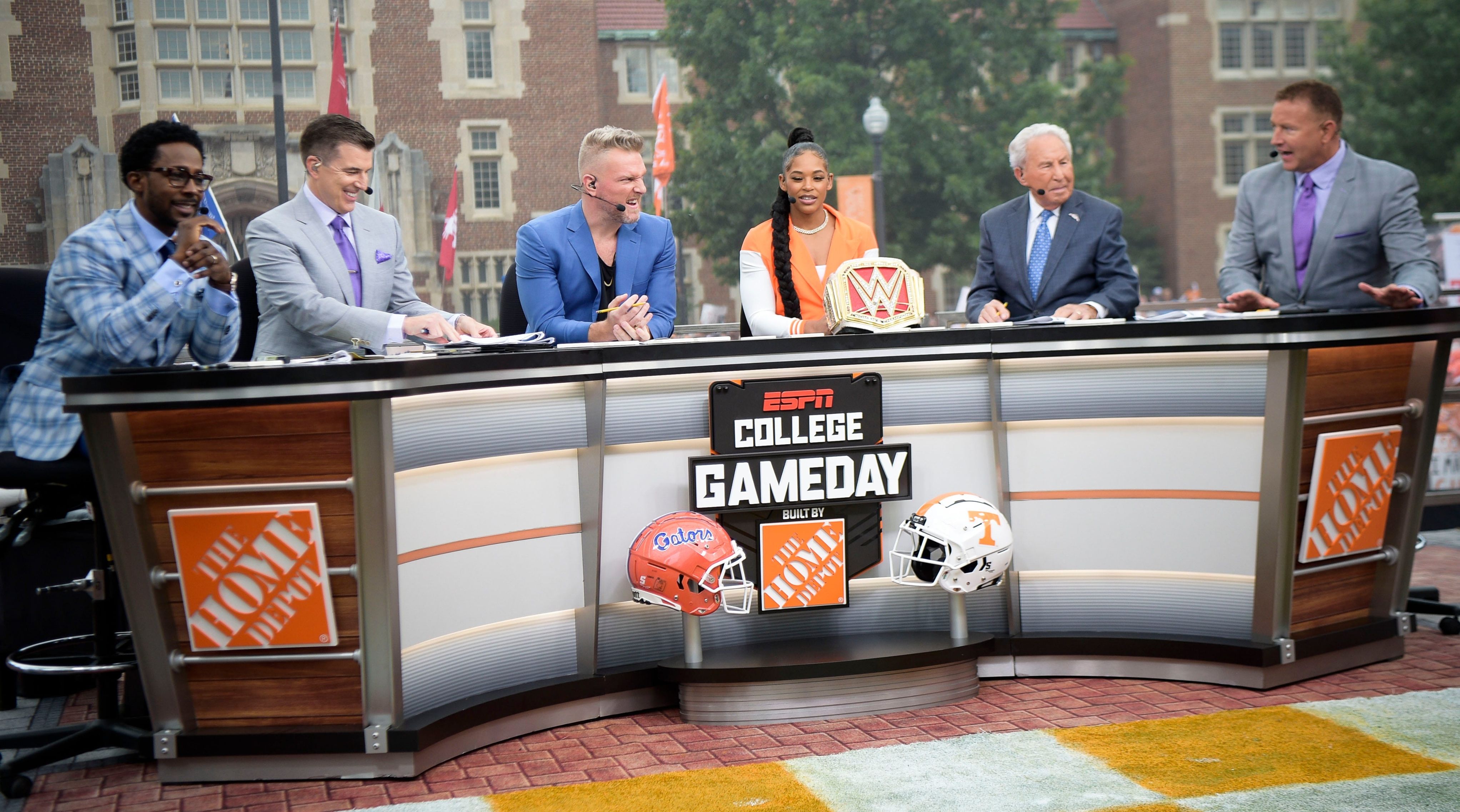 ESPN’s College GameDay to Visit Clemson for Showdown vs. NC State ...