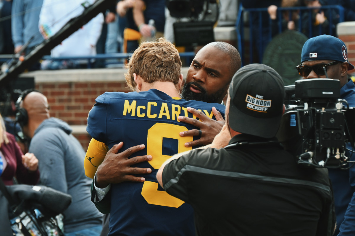 Michigan Football: Charles Woodson Makes Appearance At Massive ...