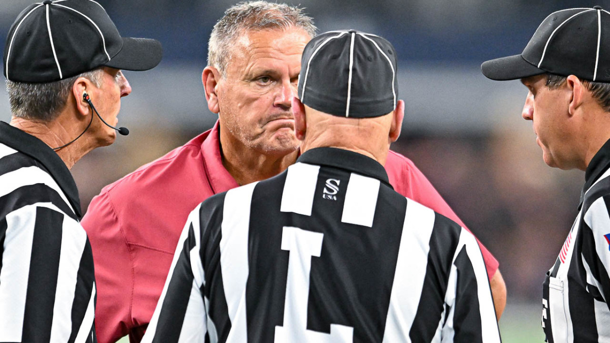 Razorbacks take big fall in rankings after losing to Texas A&M on ...