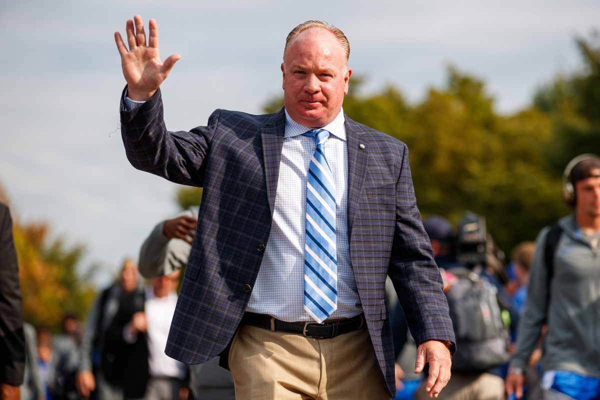 Everything Mark Stoops Said on Monday Ahead of Ole Miss - Sports ...