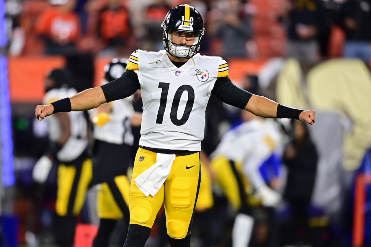Mitch Trubisky Ignoring Criticism of Pittsburgh Steelers Offense - Sports Illustrated Pittsburgh ...