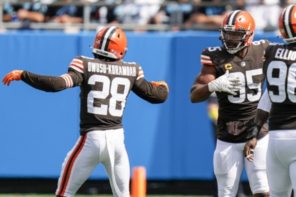 Jeremiah Owusu-Koramoah Returns to Practice for Browns, Others Remain ...