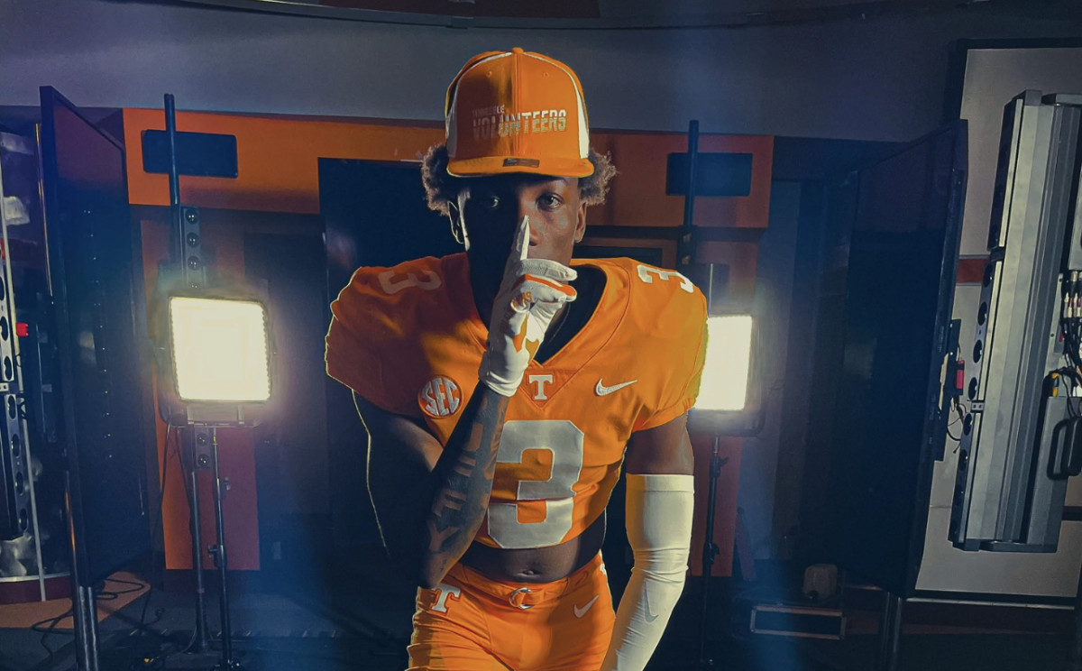 Breaking: Standout Receiver Mazeo Bennett Details Decision to Choose ...