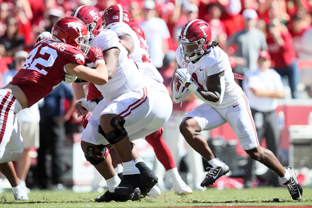 Jahmyr Gibbs Named Doak Walker National Running Back of the Week - Sports Illustrated Alabama ...