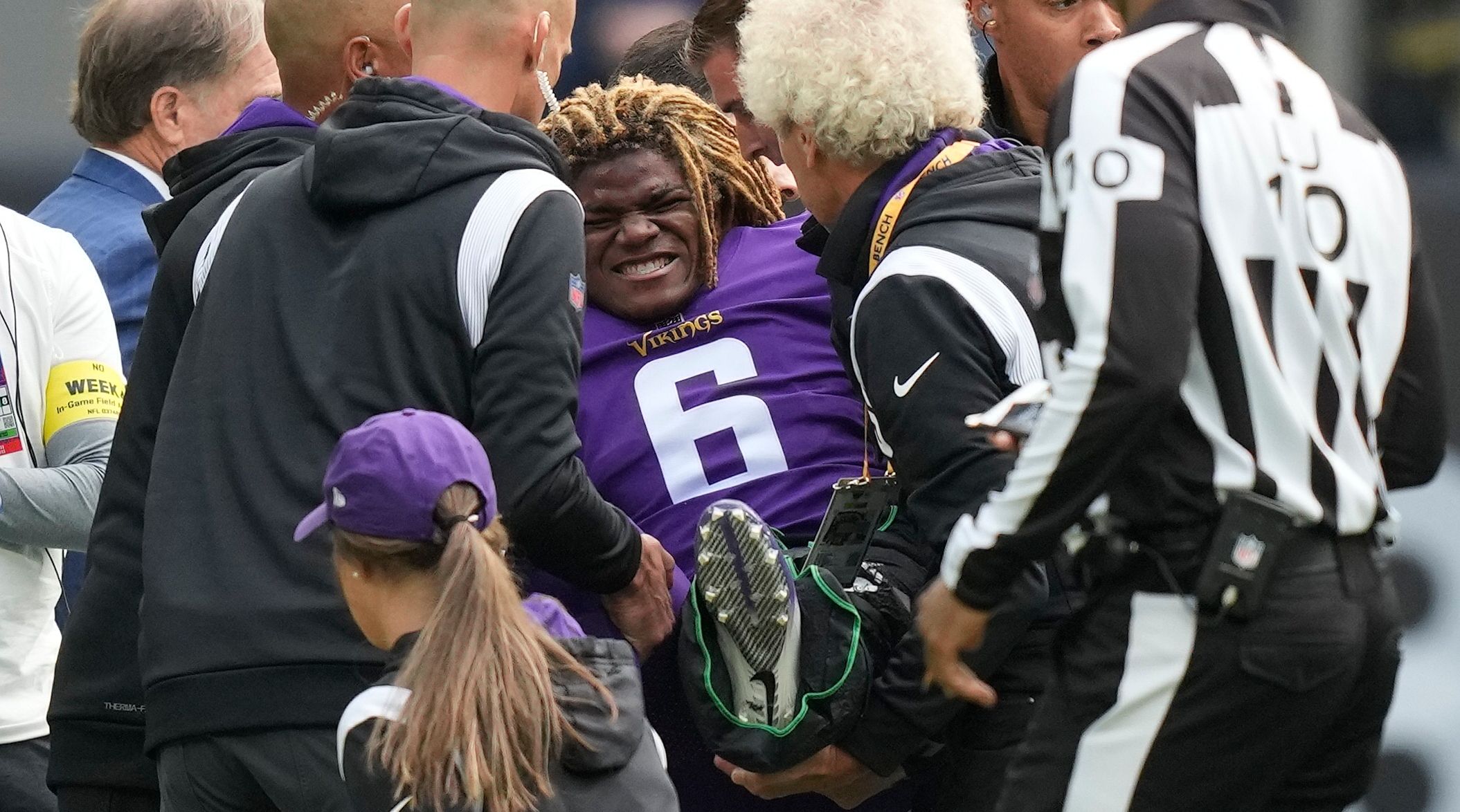 Vikings’ Lewis Cine Taken to Hospital After Leg Injury vs. Saints ...