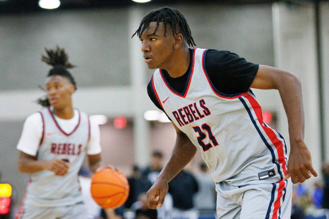 Report: Class of 2024 Wing Karter Knox to Visit Louisville Men's ...