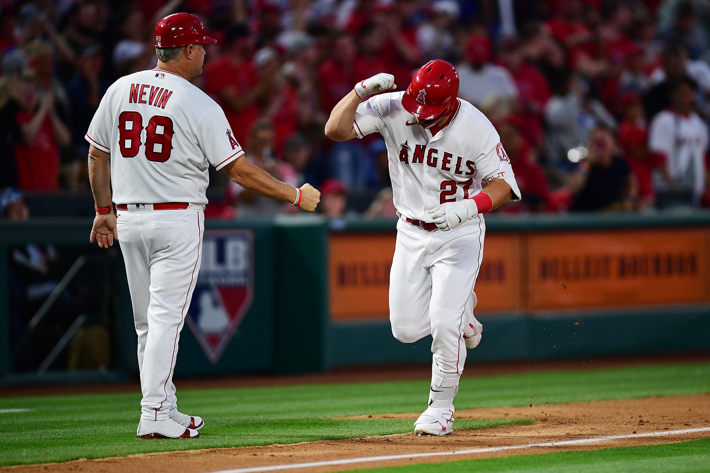 Angels News: Mike Trout Opens Up on Current Interim Manager - Los ...