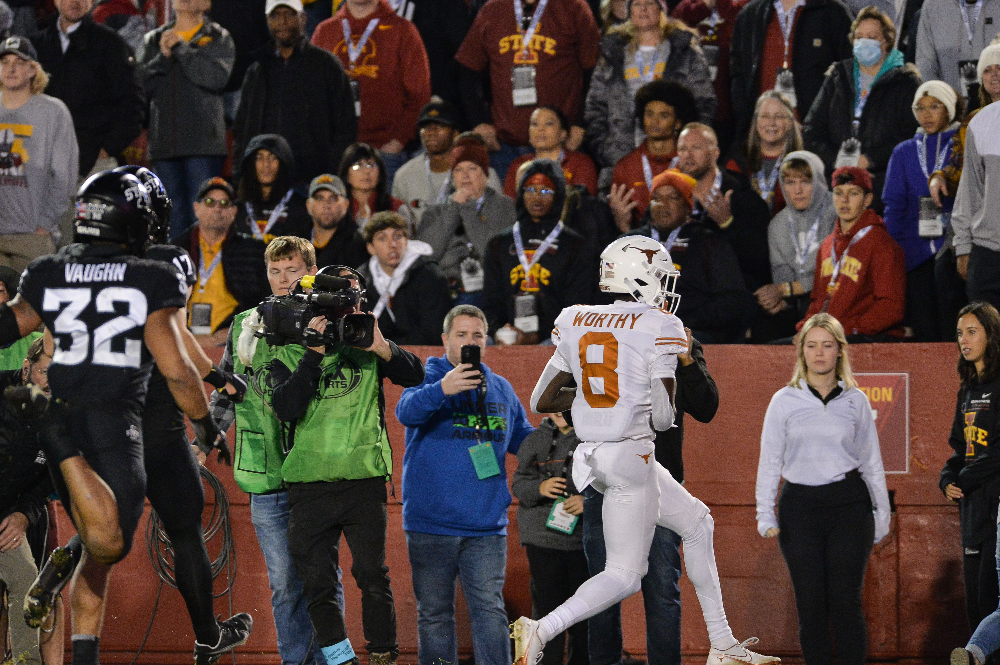 Texas Longhorns vs. Iowa State Cyclones Week 7 Kickoff Time Announced ...