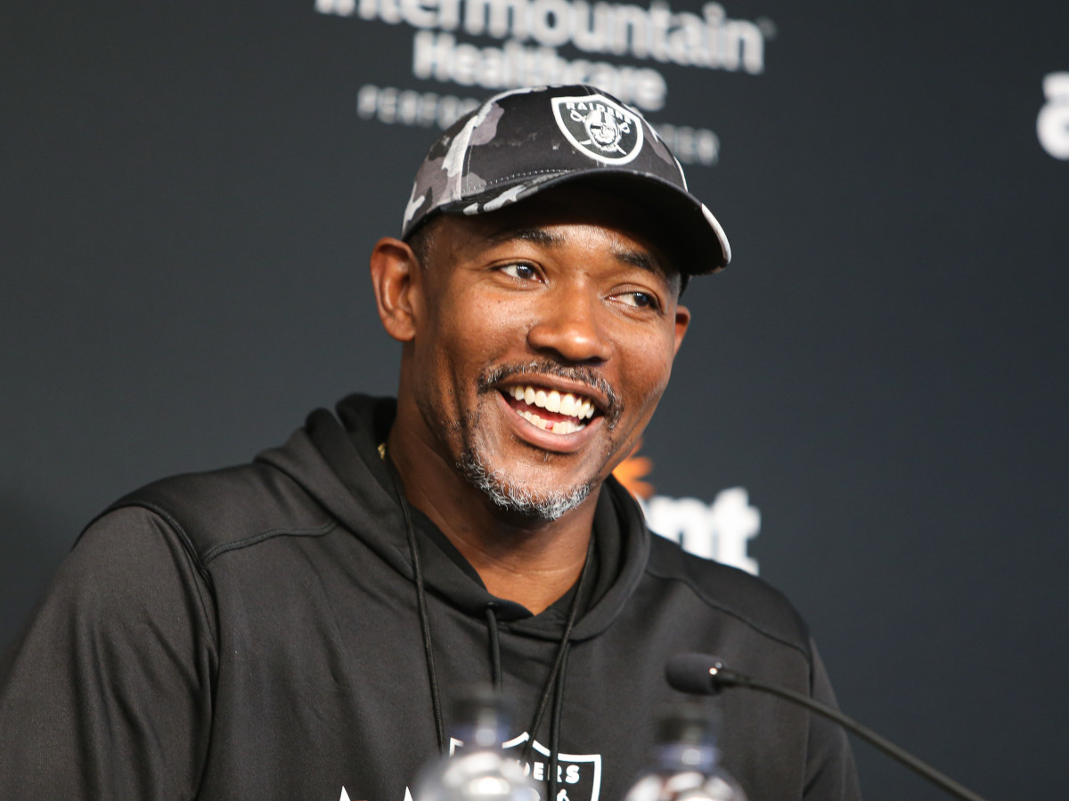 Las Vegas Raiders DC Patrick Graham week 5 update - Sports Illustrated ...