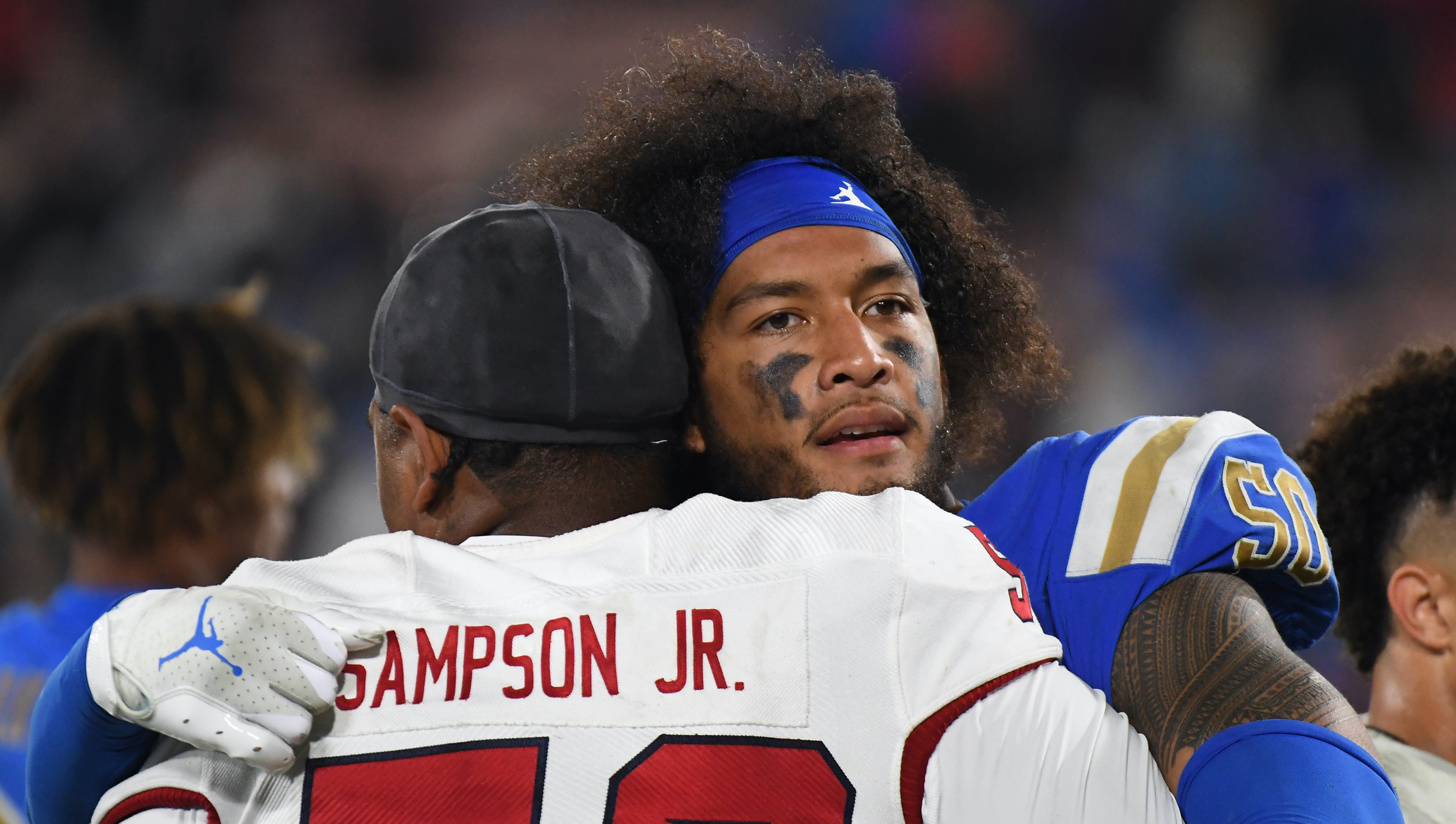 Tyler Manoa No Longer With UCLA Football, Enters Transfer Portal ...