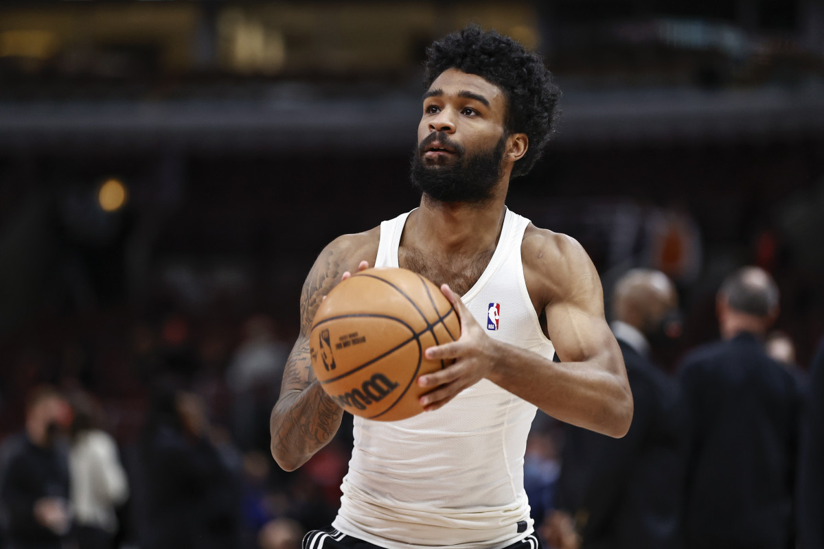 Coby White suffers knee injury but Billy Donovan says it's nothing ...