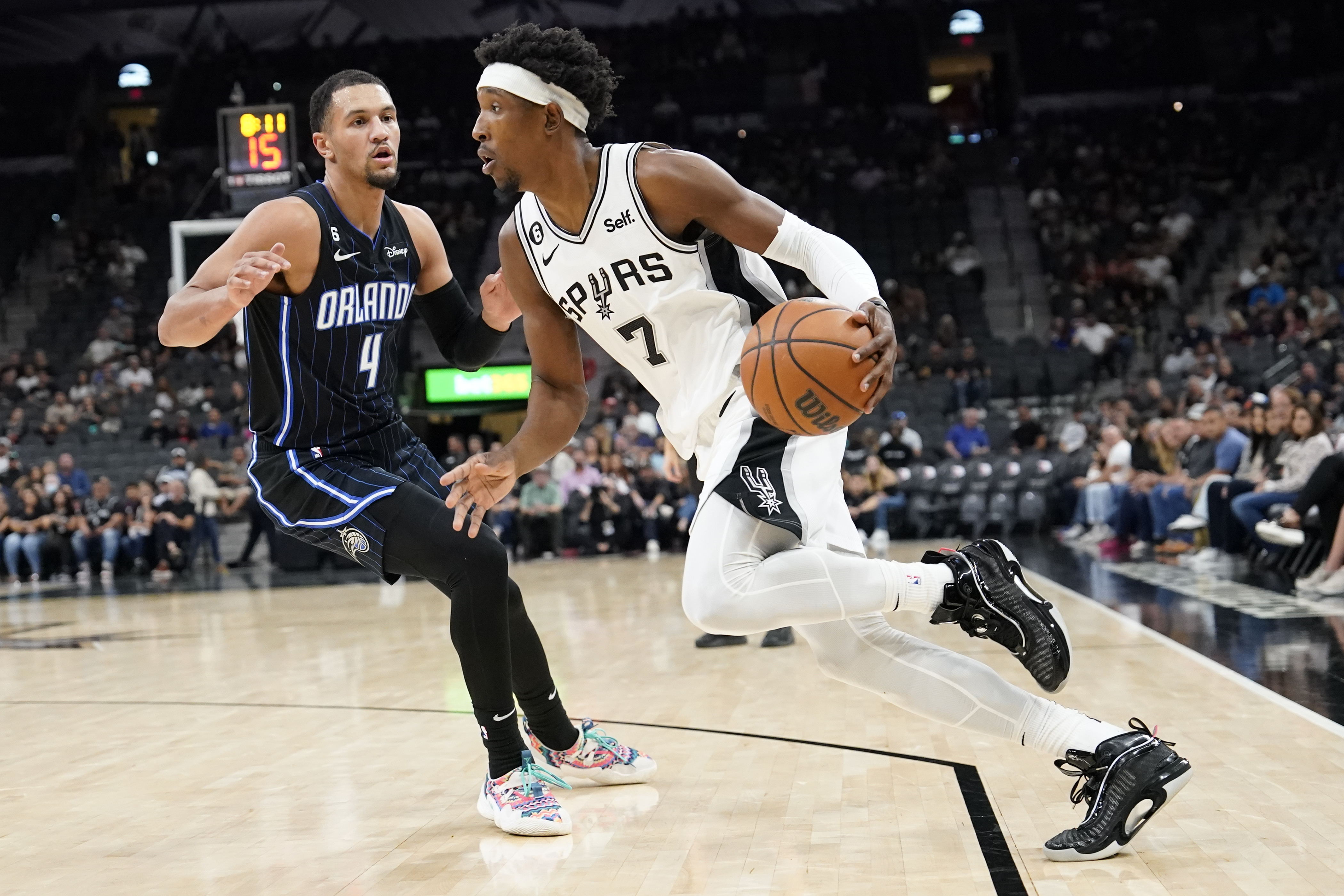 San Antonio Spurs Show Growth, But Blow Lead in Preseason Loss to ...