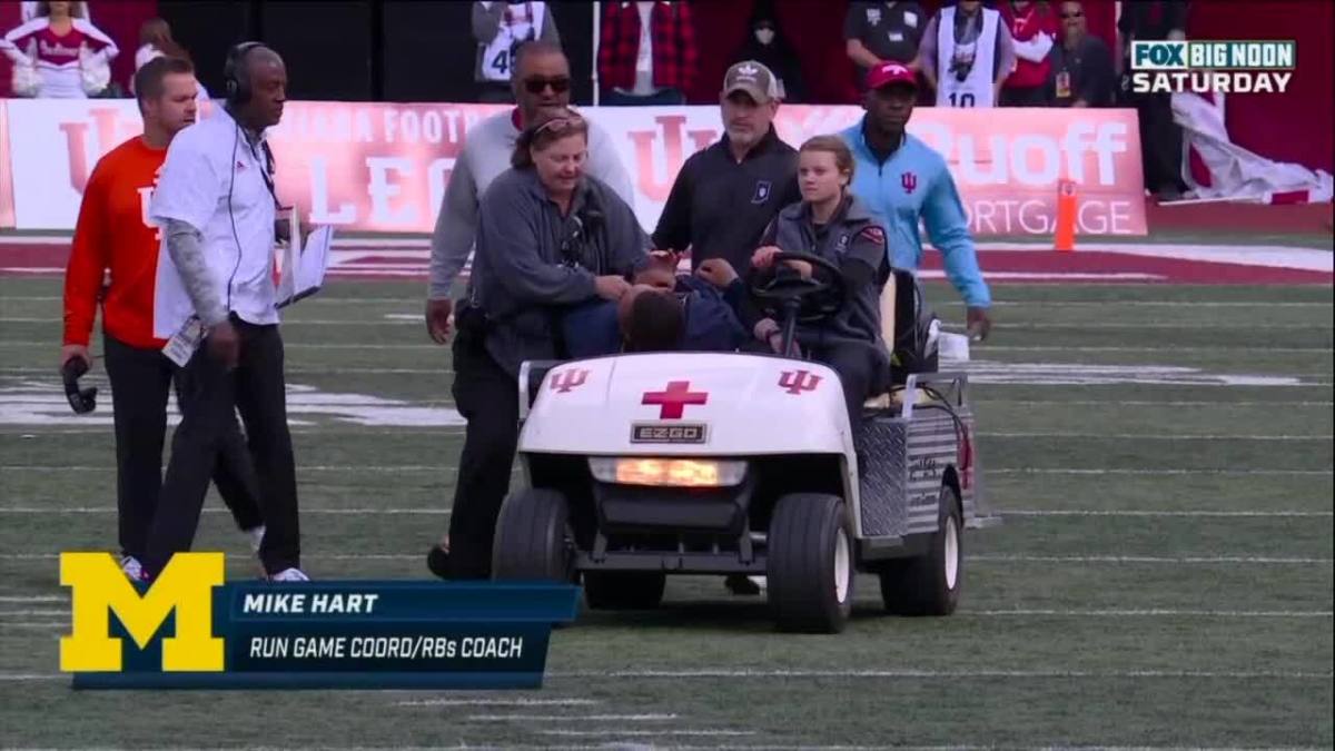 Michigan Running Backs Coach Mike Hart Carted Off Field After ...