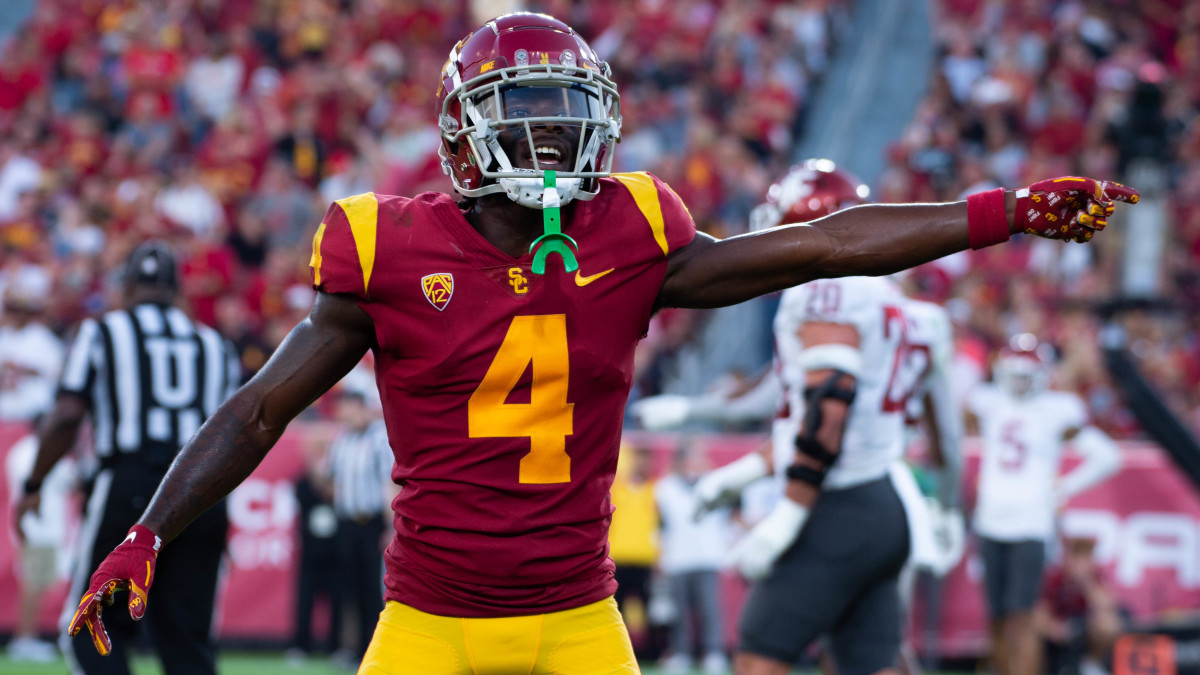 AP Top 25 Poll: USC drops in latest college football rankings (Oct. 9 ...