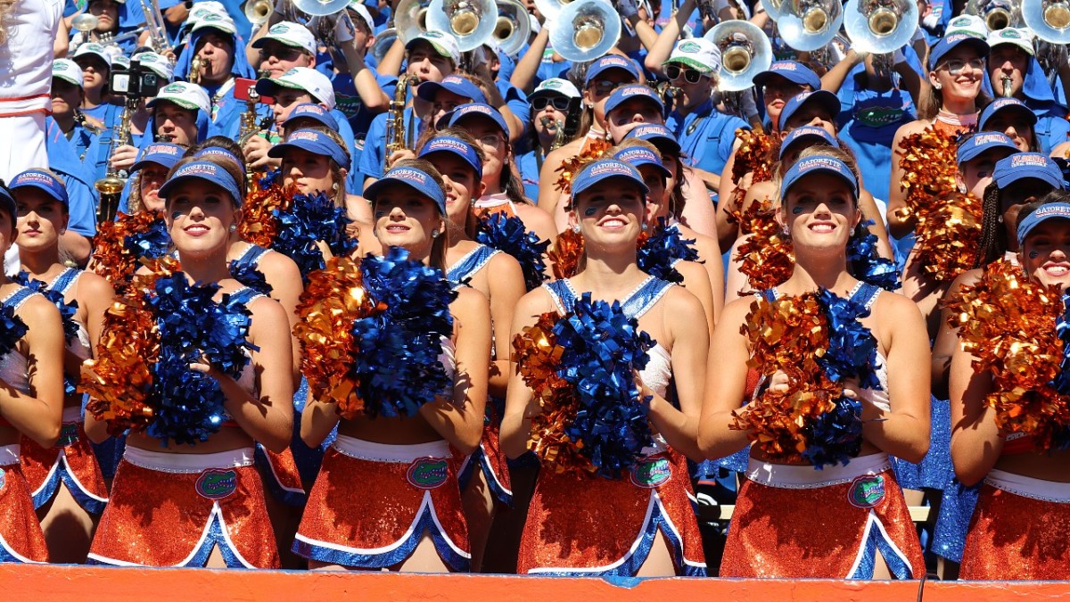 Rounding Up 2022 Bowl Predictions for the Florida Gators - Sports ...