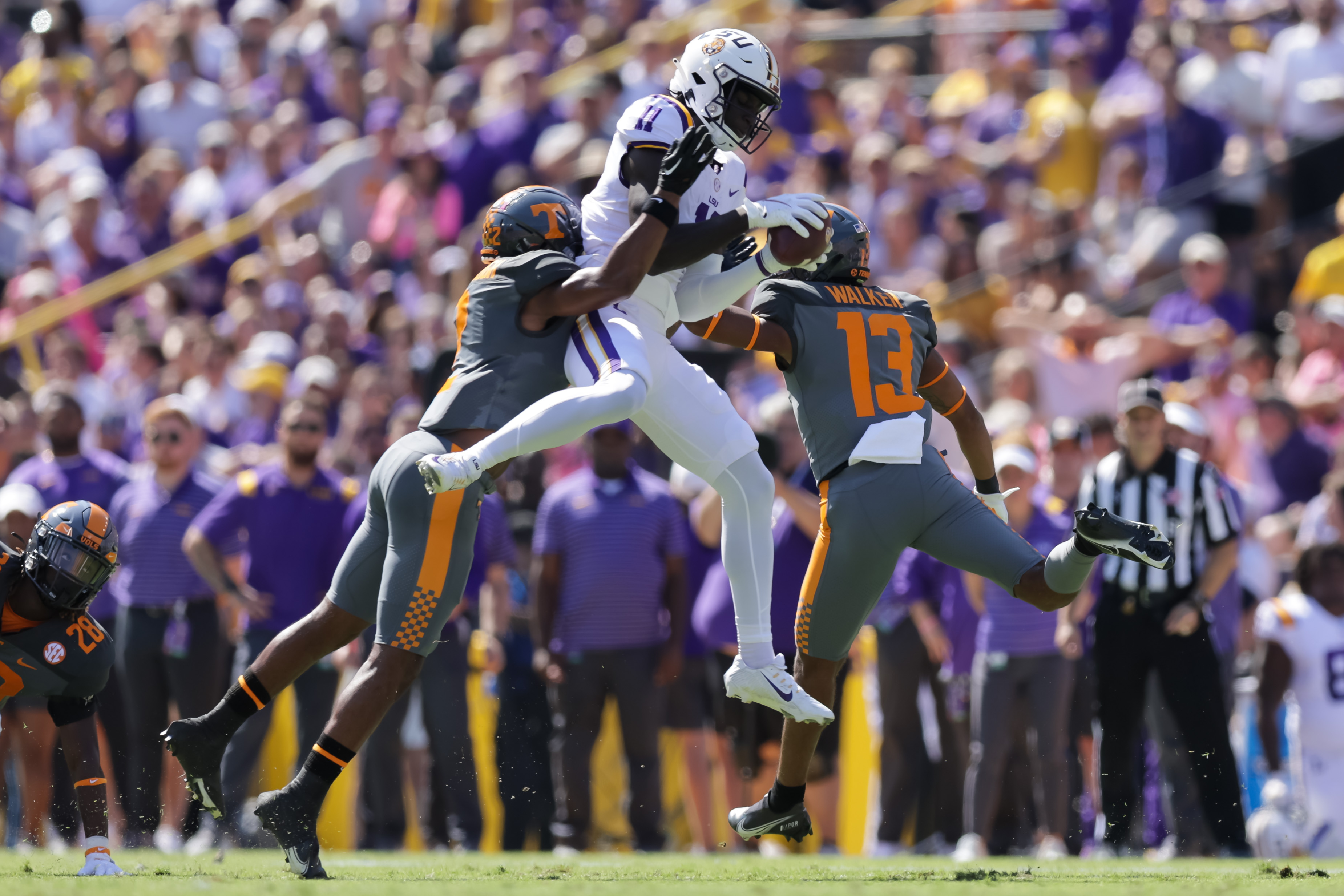Three Observations From LSU's Loss to Tennessee - Sports Illustrated ...