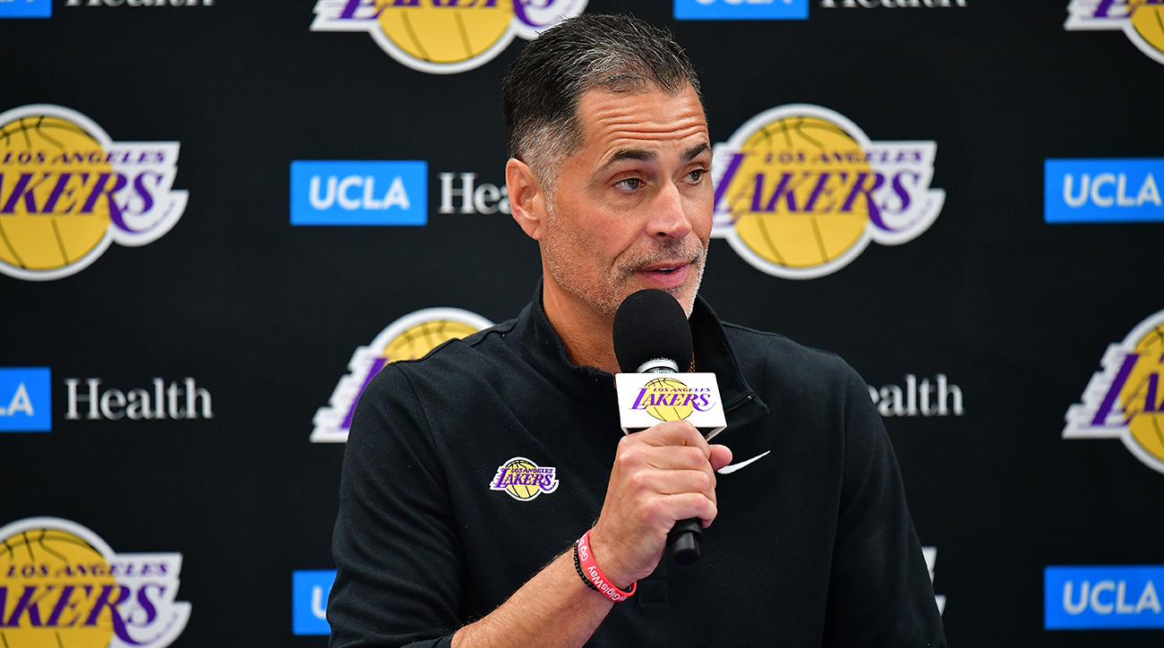 Lakers, GM Rob Pelinka Agree to Contract Extension, per Report - Sports Illustrated