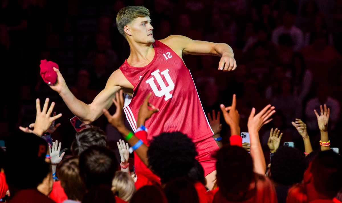 PHOTO GALLERY: Hoosier Hysteria 2022 - Sports Illustrated Indiana ...