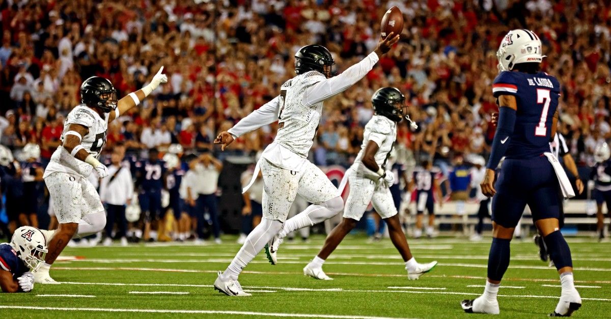 Oregon Football: Six Former Ducks Earn Invites to 2023 NFL Scouting ...