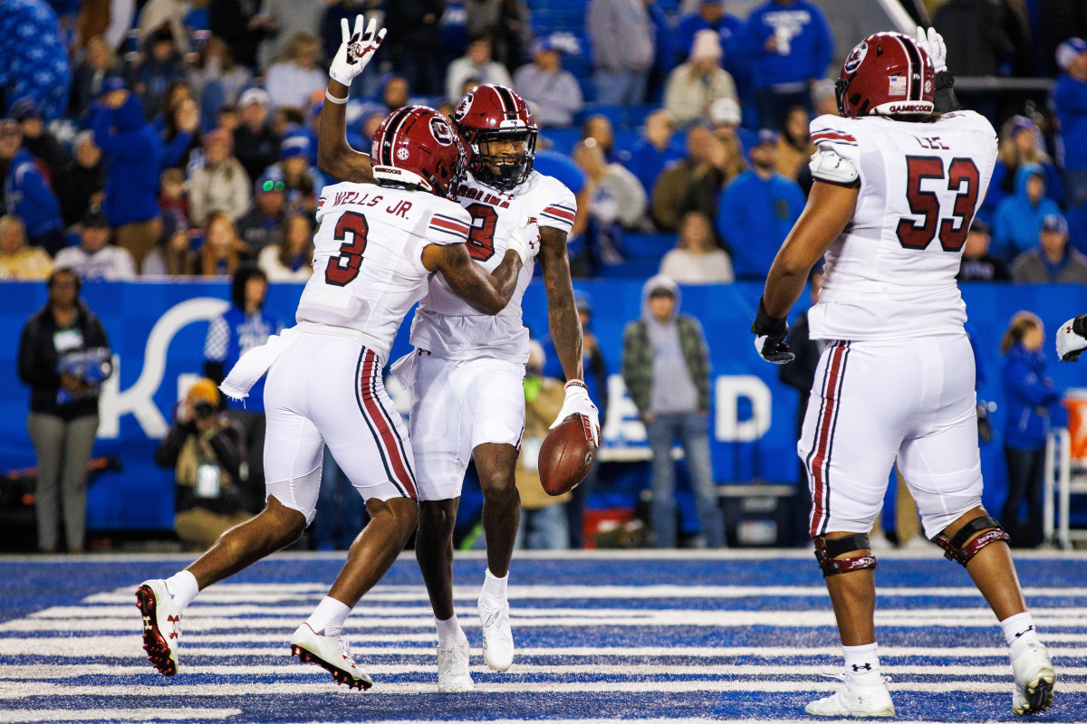 The Good, Bad & Ugly: South Carolina at Midseason - Sports Illustrated ...