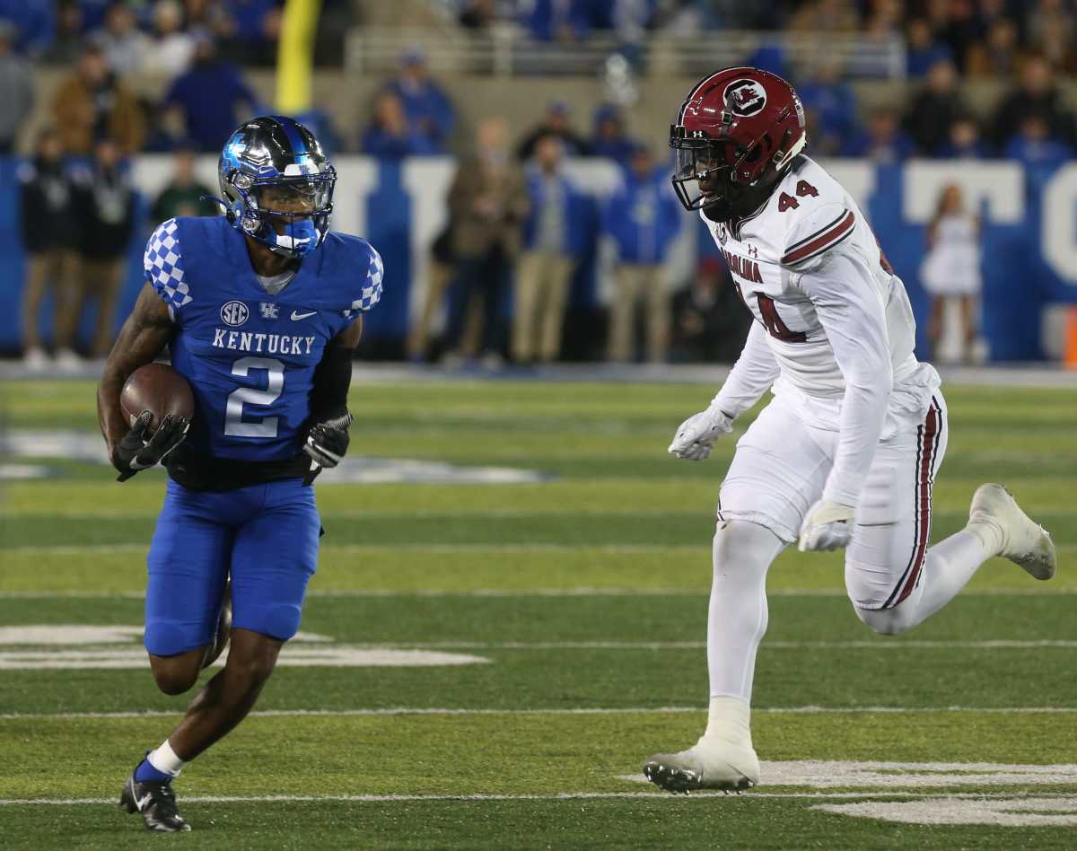 South Carolina Linebackers Rise To The Occasion - Sports Illustrated ...