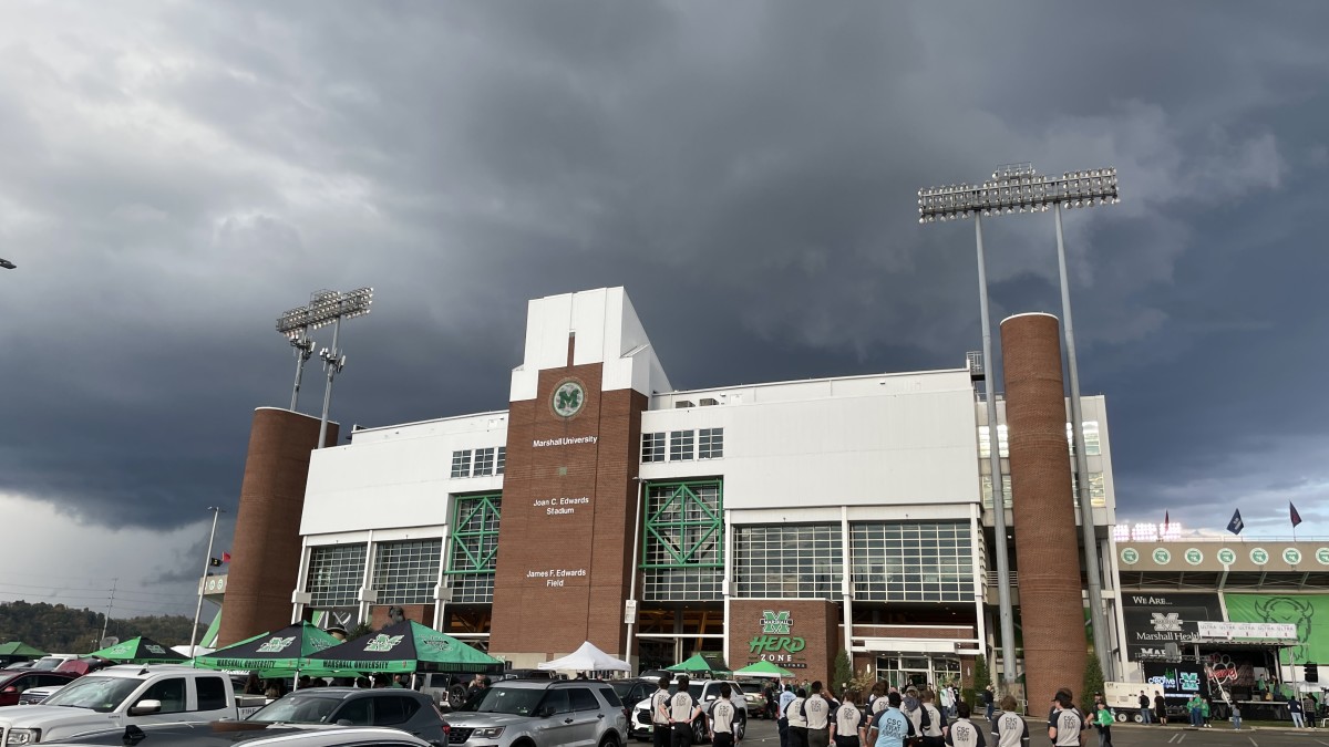 Road To CFB Visits A Marshall Football Game Day - Sports Illustrated ...