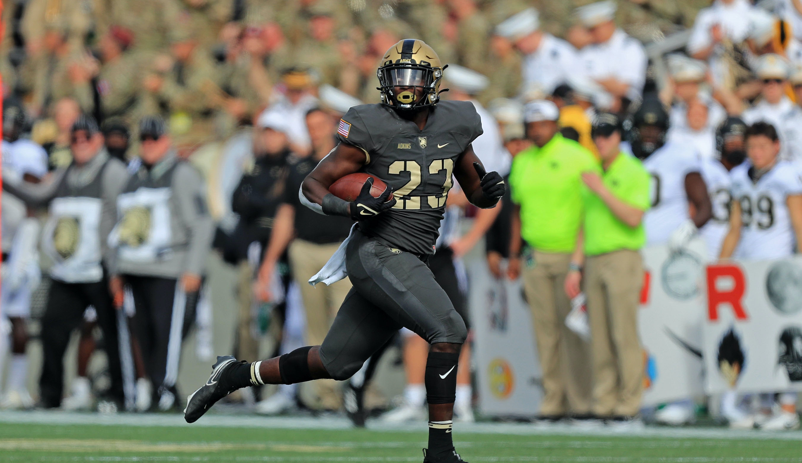 Army Transfer RB Anthony Adkins Picks Up Offer From UCLA Football ...
